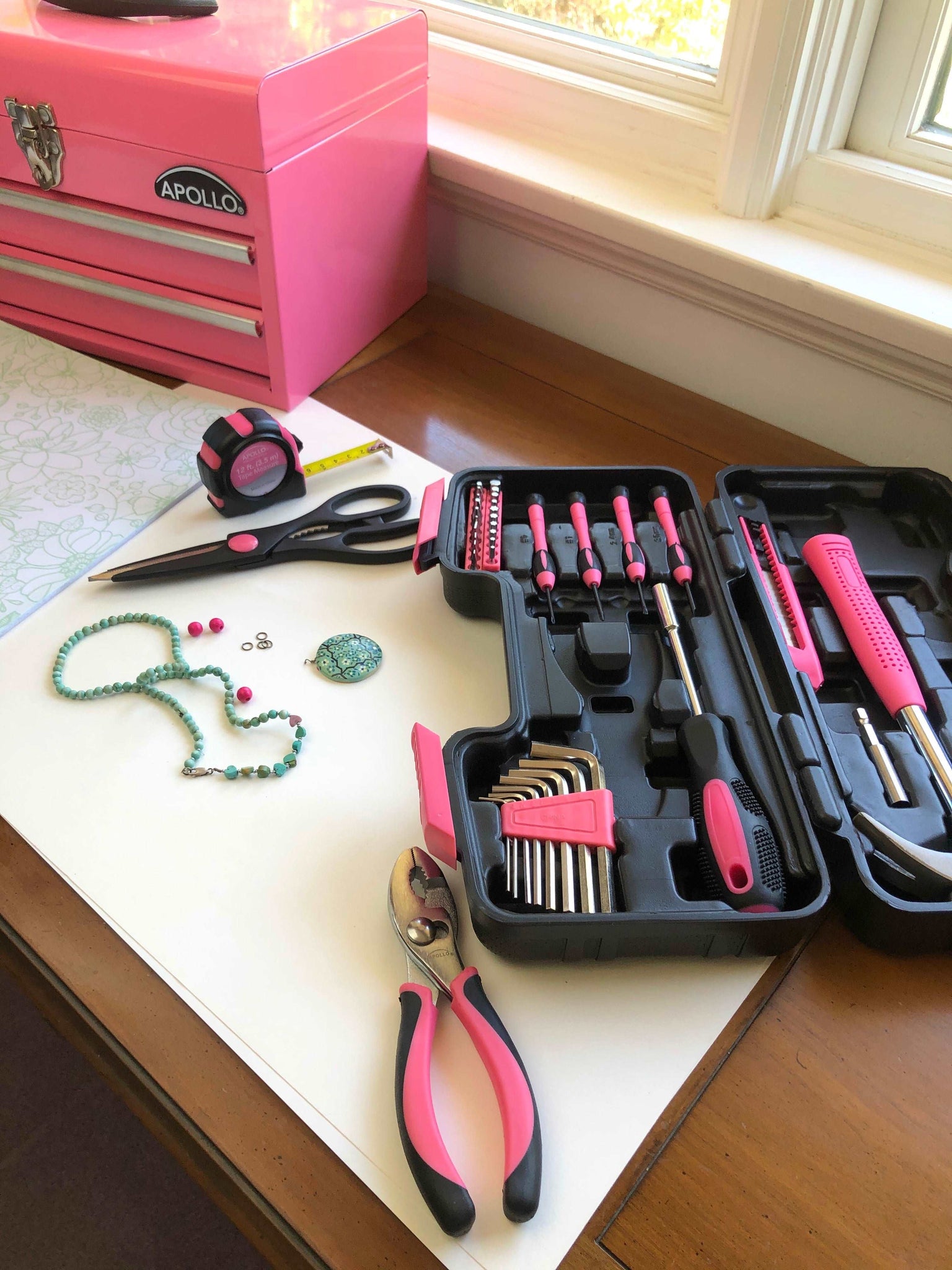 Pink 39 piece general tool kit over 2 Million units sold worldwide ...