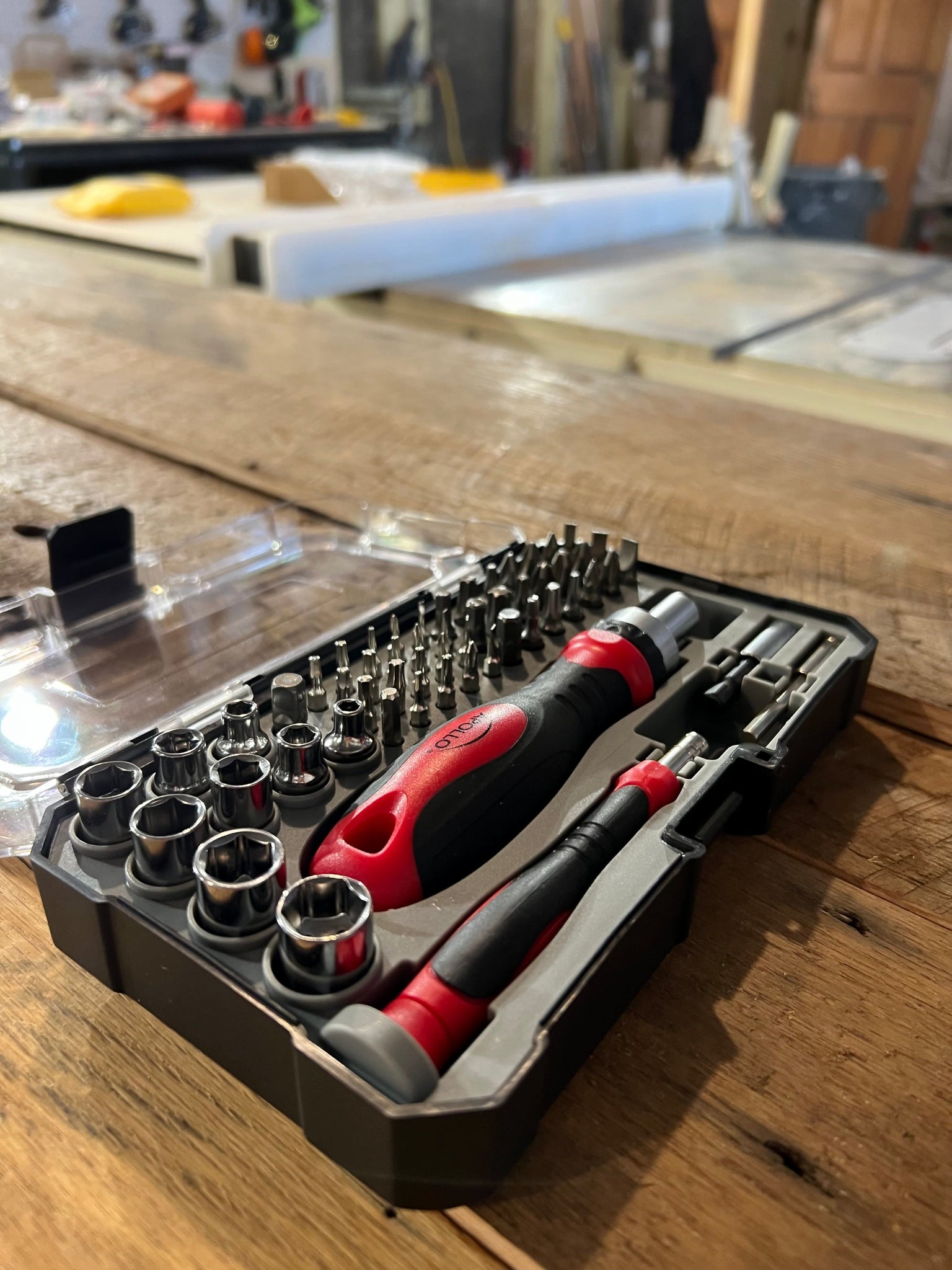 55 Piece Metric Tool Set with Ratcheting Bit Driver, Precision Bit Dri ...