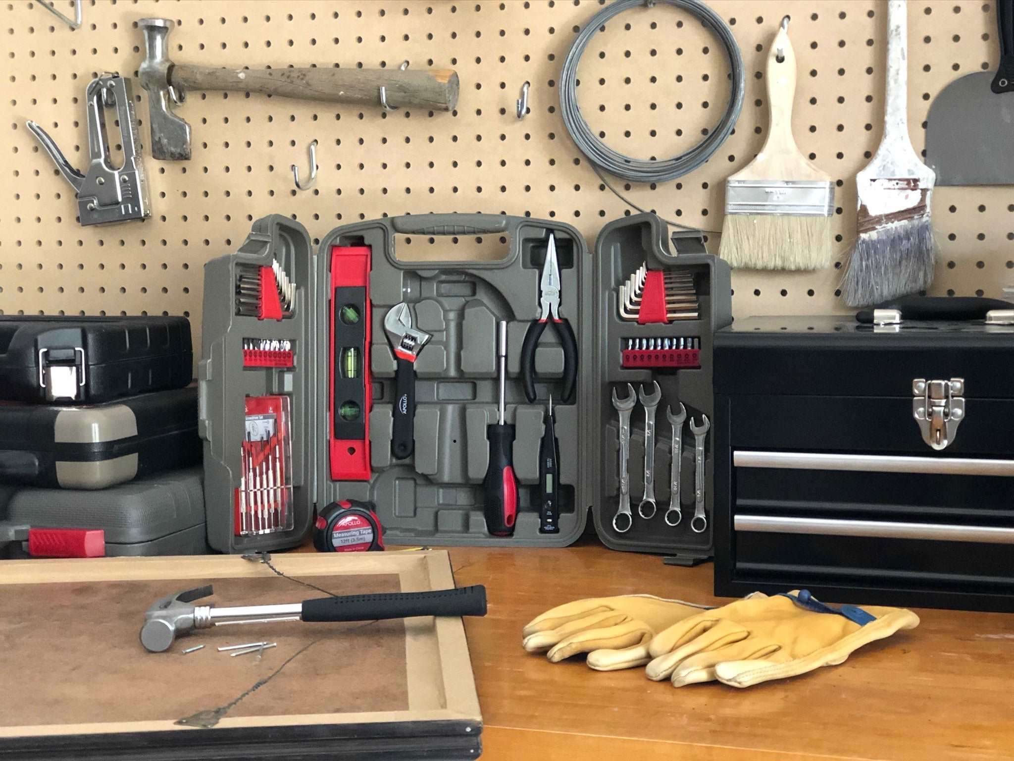 selection of most commonly reached for tools. Multi purpose Household ...